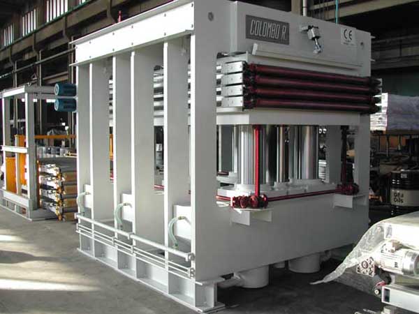 Colombo | Stove machines à bois bvba | Tables élévatrices | Lignes de ...